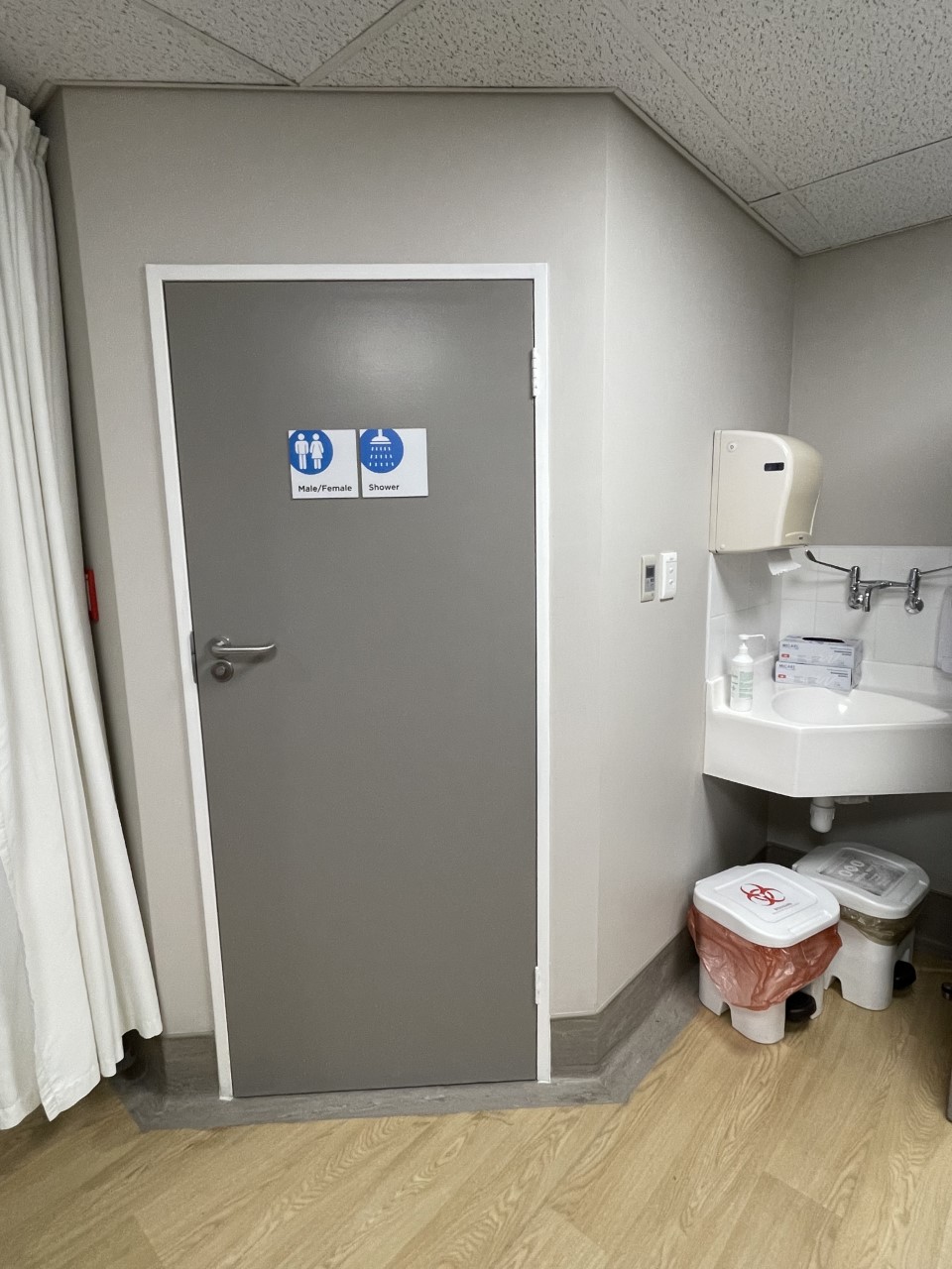 Roberta Writes – Thursday Doors: A trip to the hospital, a poem and a ...